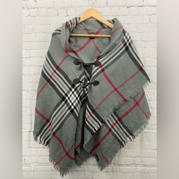 V. FRAAS | Accessories | Fraas The Shaw Company Os Knit Shawl Fringe ...